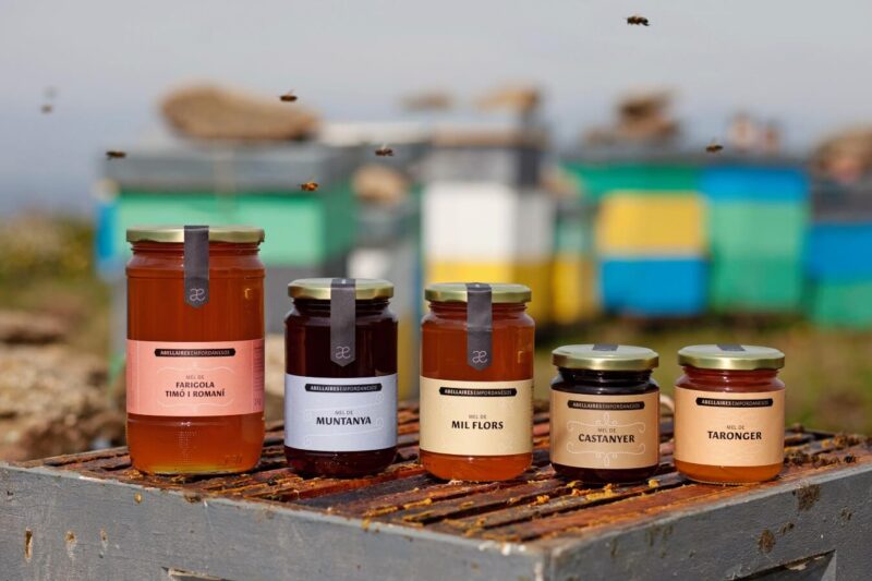 🐝 La mel d'abella natural: producció, propietats i usos
